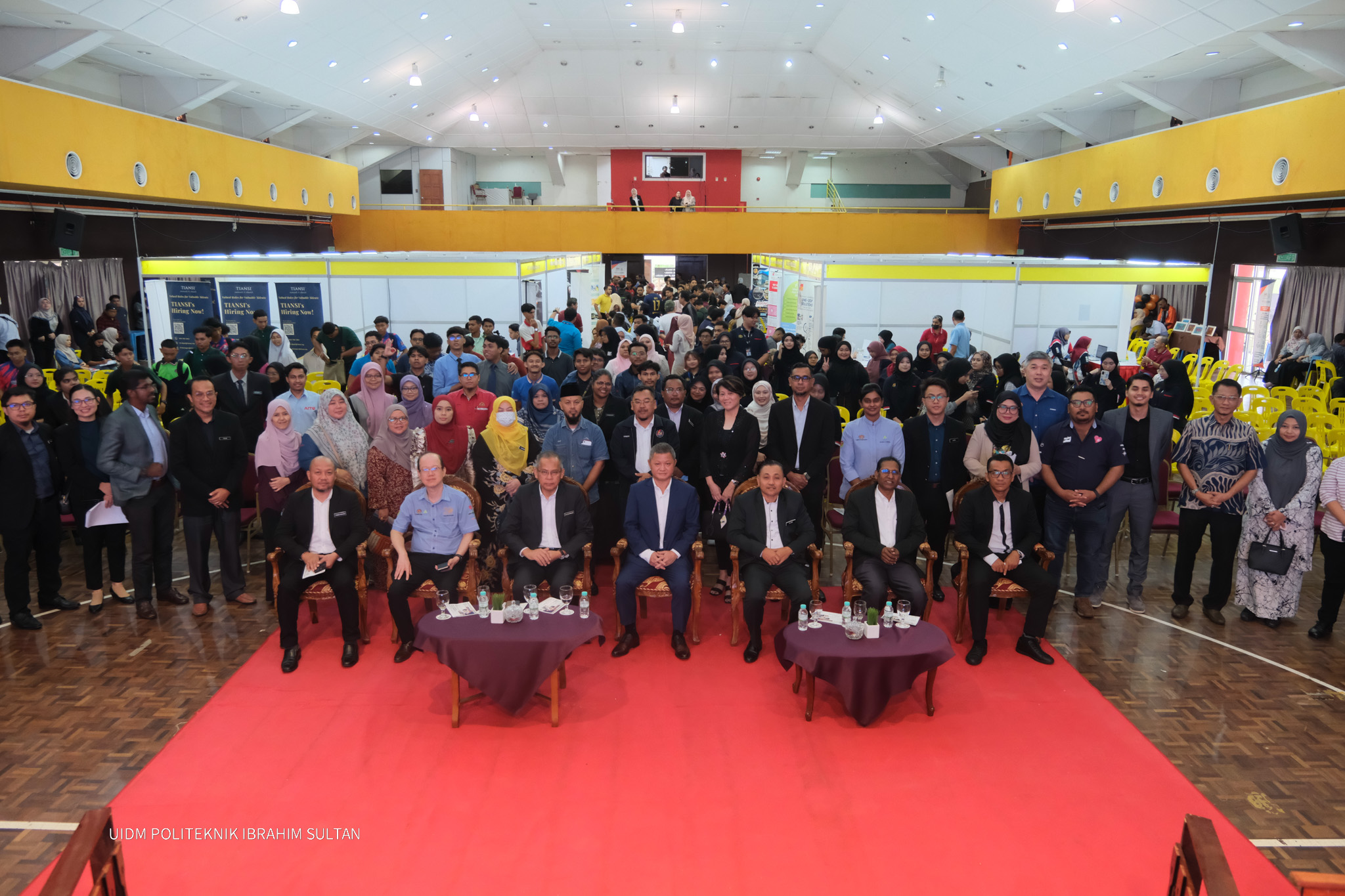 Datuk Lai Kok Fai Officiates International Career Fair PIS x MYFuture ...